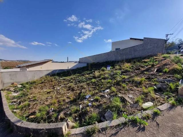 Terreno / Lote para Venda em Poços de Caldas/MG Loteamento Residencial Tiradentes