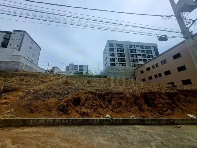 Terreno / Lote para Venda em Poços de Caldas/MG Residencial Summer Ville