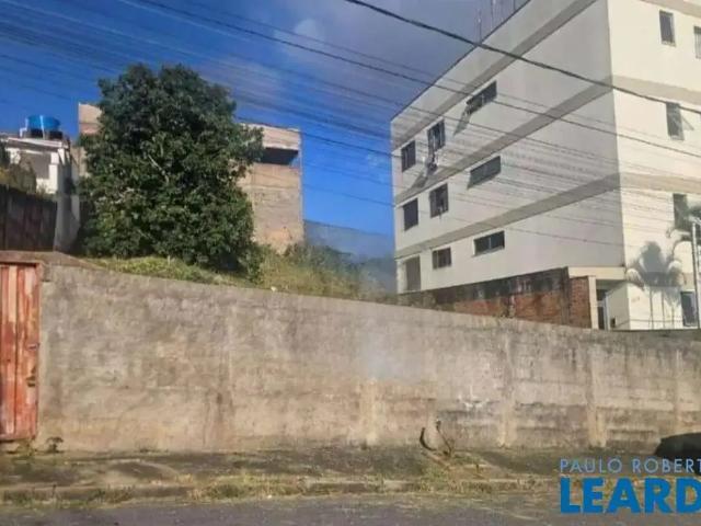 Terreno / Lote para Venda em Poços de Caldas/MG Santa Ângela