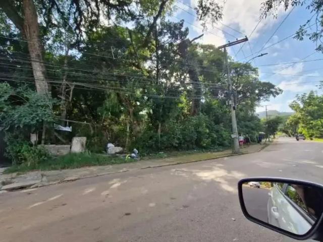 Terreno / Lote para Venda em Porto Alegre/RS Teresópolis