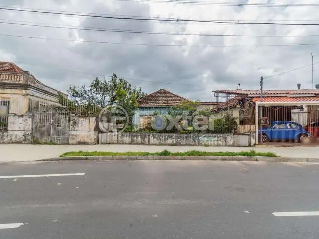 Terreno / Lote para Venda em Porto Alegre/RS Teresópolis