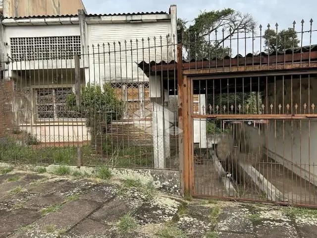 Terreno / Lote para Venda em Porto Alegre/RS Teresópolis 3 Quartos