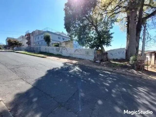 Terreno / Lote para Venda em Porto Alegre/RS Camaquã