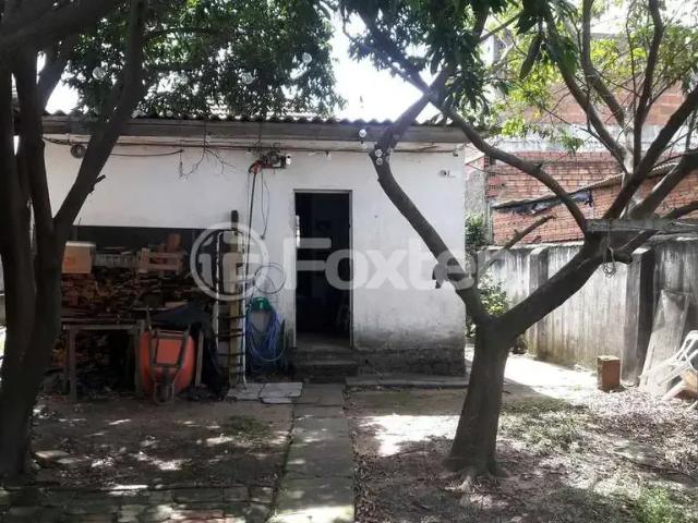Terreno / Lote para Venda em Porto Alegre/RS Partenon