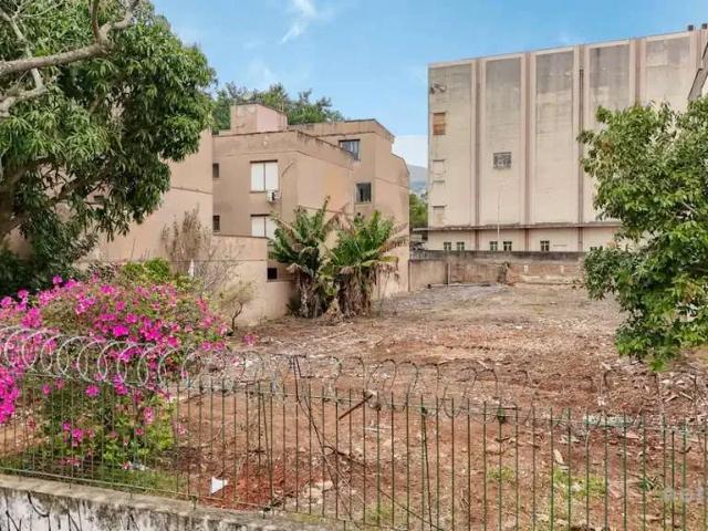 Terreno / Lote para Venda em Porto Alegre/RS Partenon
