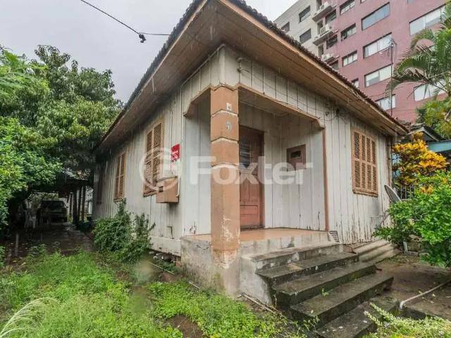 Terreno / Lote para Venda em Porto Alegre/RS Passo da Areia 3 Quartos