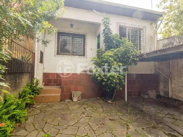 Terreno / Lote para Venda em Porto Alegre/RS Petrópolis 2 Quartos