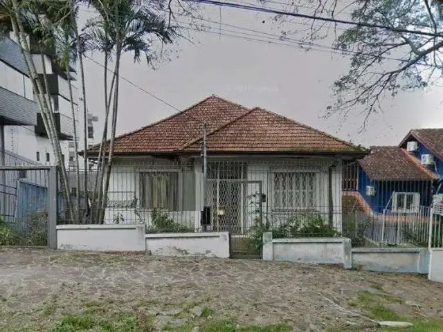 Terreno / Lote para Venda em Porto Alegre/RS Petrópolis 3 Quartos