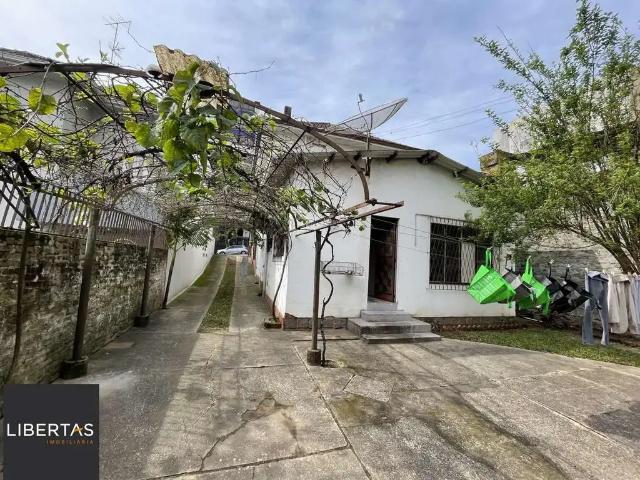 Terreno / Lote para Venda em Porto Alegre/RS São João 3 Quartos