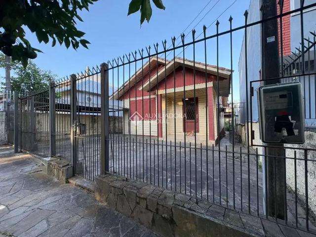Terreno / Lote para Venda em Porto Alegre/RS São Sebastião 3 Quartos