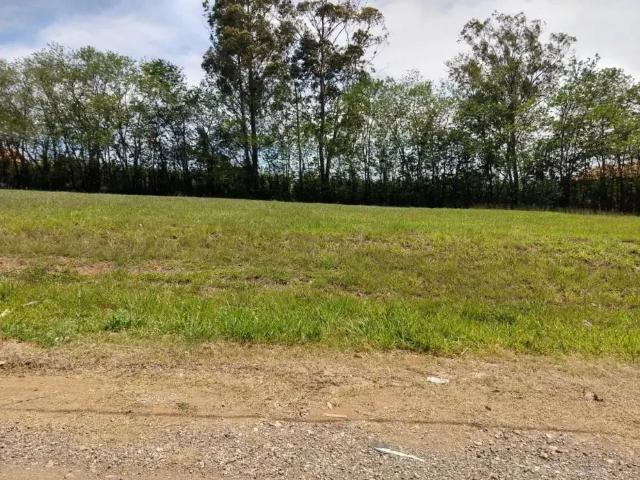 Terreno / Lote para Venda em Porangaba/SP Ninho Verde