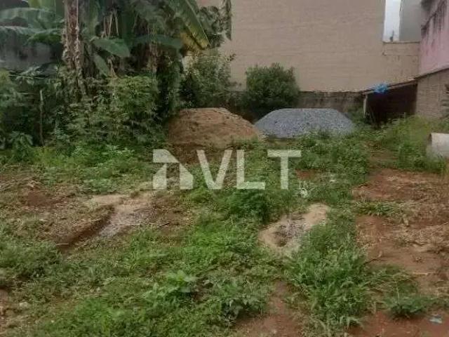 Terreno / Lote para Venda em Pouso Alegre/MG Centro