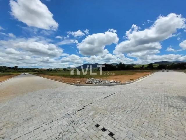 Terreno / Lote para Venda em Pouso Alegre/MG Centro