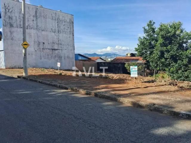 Terreno / Lote para Venda em Pouso Alegre/MG Centro