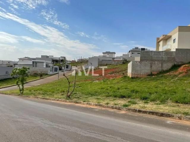 Terreno / Lote para Venda em Pouso Alegre/MG Centro