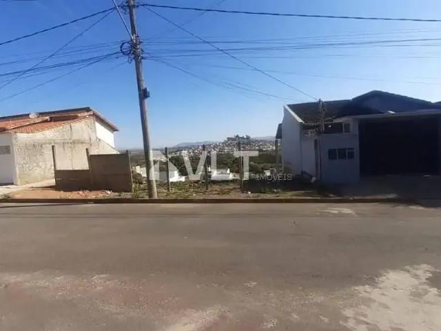 Terreno / Lote para Venda em Pouso Alegre/MG Colinas de Santa Bárbara