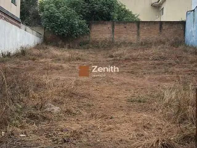 Terreno / Lote para Venda em Pouso Alegre/MG Jardim Canadá