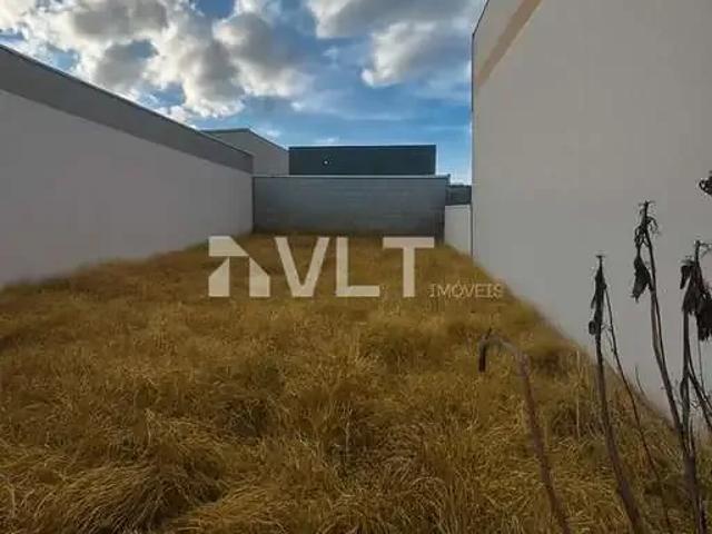 Terreno / Lote para Venda em Pouso Alegre/MG Parque Real