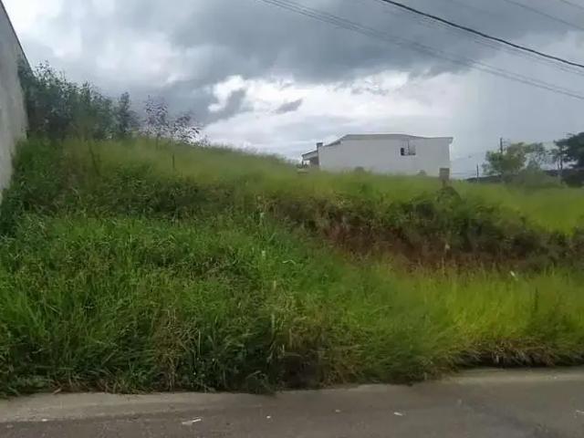 Terreno / Lote para Venda em Pouso Alegre/MG Pousada do Sol
