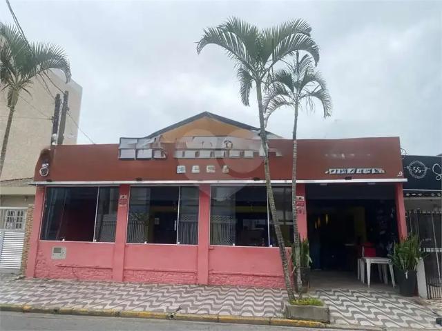 Terreno / Lote para Venda em Praia Grande/SP Boqueirão