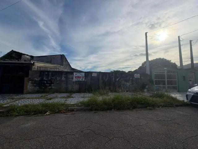 Terreno / Lote para Venda em Praia Grande/SP Solemar