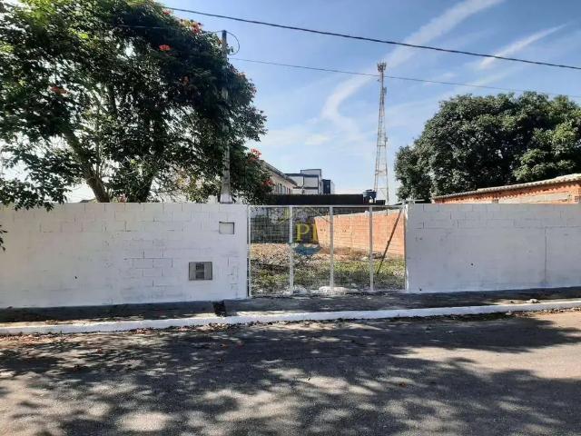 Terreno / Lote para Venda em Praia Grande/SP Solemar