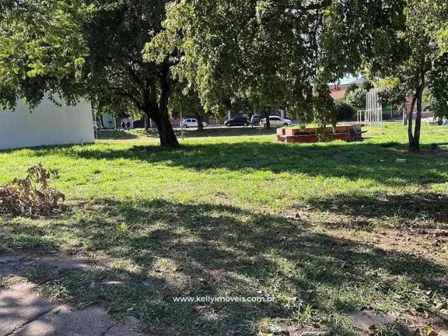 Terreno / Lote para Venda em Presidente Prudente/SP Jardim Ouro Verde