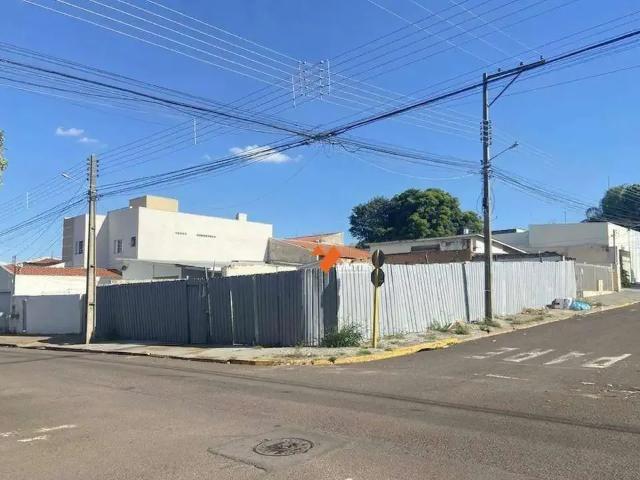 Terreno / Lote para Venda em Presidente Prudente/SP Jardim Bongiovani
