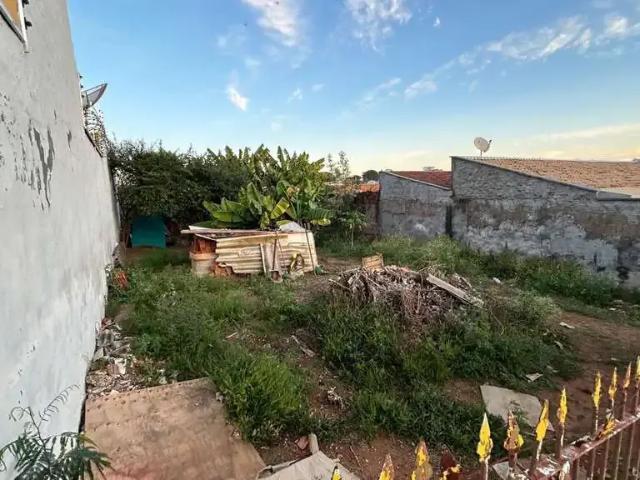 Terreno / Lote para Venda em Presidente Prudente/SP Jardim Califórnia