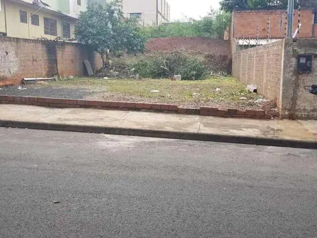 Terreno / Lote para Venda em Presidente Prudente/SP Jardim Prudentino