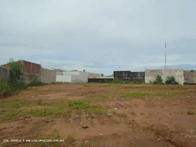 Terreno / Lote para Venda em Presidente Prudente/SP Jardim São Gabriel