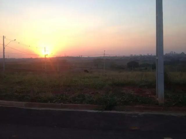 Terreno / Lote para Venda em Presidente Prudente/SP Jardim Vista Bonita