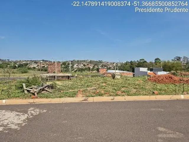 Terreno / Lote para Venda em Presidente Prudente/SP Parque dos Resedás