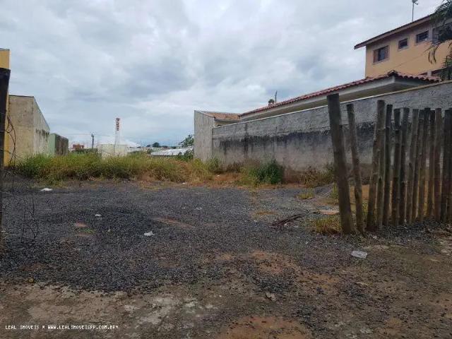 Terreno / Lote para Venda em Presidente Prudente/SP Residencial Universitário