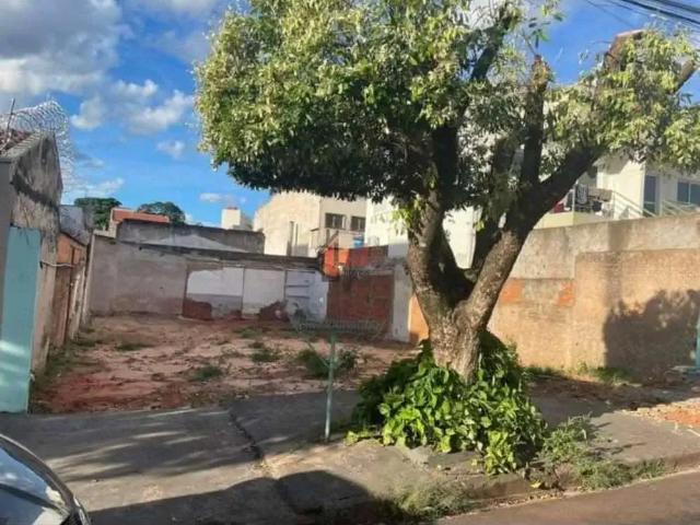Terreno / Lote para Venda em Presidente Prudente/SP Vila Comercial