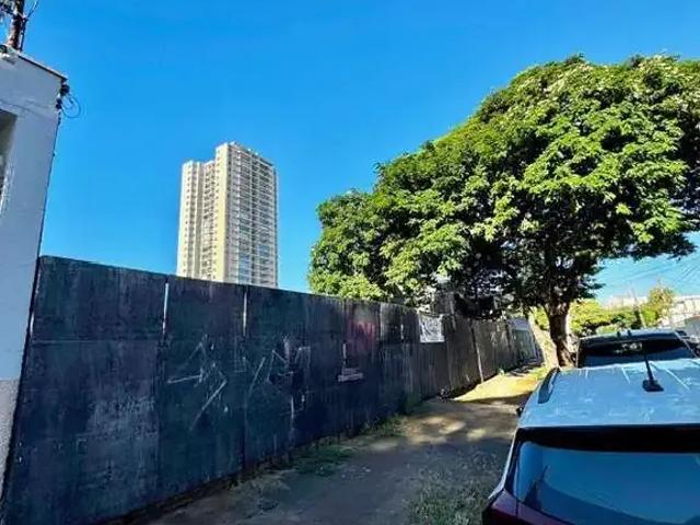 Terreno / Lote para Venda em Presidente Prudente/SP Vila Claudia Glória