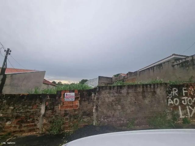 Terreno / Lote para Venda em Presidente Prudente/SP Vila Flores