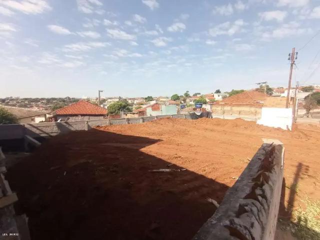 Terreno / Lote para Venda em Presidente Prudente/SP Vila Flores