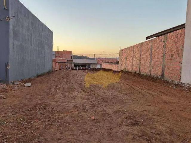 Terreno / Lote para Venda em Rio Claro/SP Jardim São Caetano II