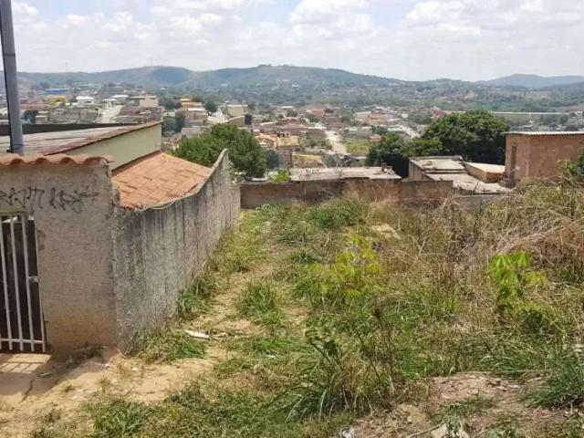Terreno / Lote para Venda em Ribeirão das Neves/MG Florença