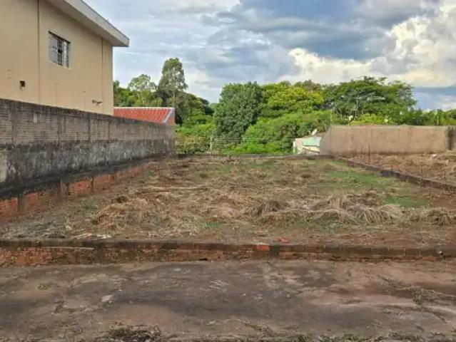 Terreno / Lote para Venda em São Carlos/SP Jardim Beatriz