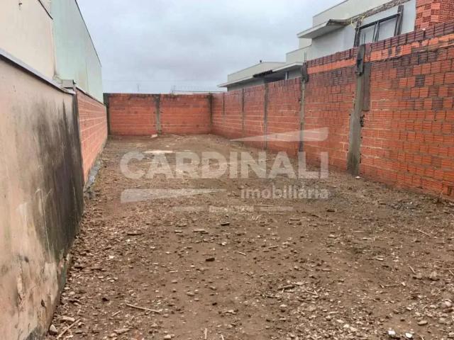 Terreno / Lote para Venda em São Carlos/SP Jardim Centenário