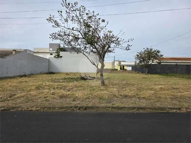 Terreno / Lote para Venda em São Carlos/SP Jardim de Cresci