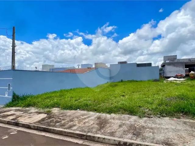 Terreno / Lote para Venda em São Carlos/SP Jardim do Bosque