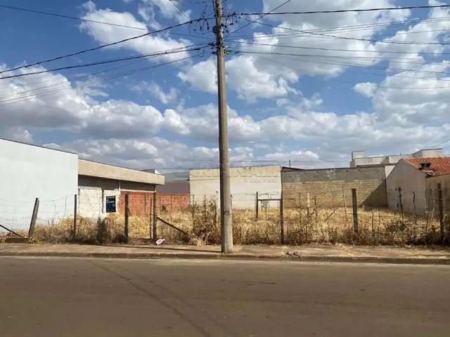 Terreno / Lote para Venda em São Carlos/SP Jardim Embaré
