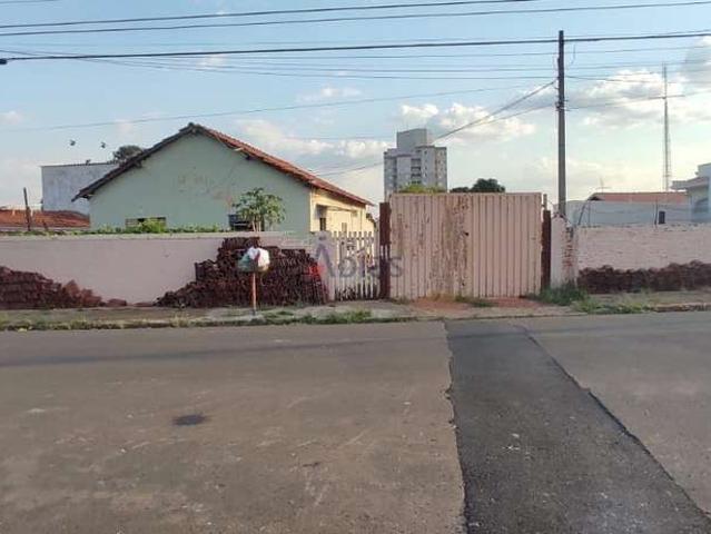 Terreno / Lote para Venda em São Carlos/SP Jardim São Carlos