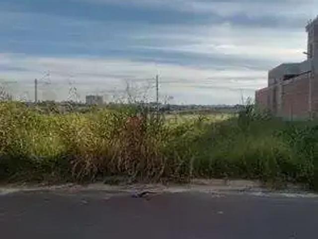 Terreno / Lote para Venda em São Carlos/SP Jardins do Porto