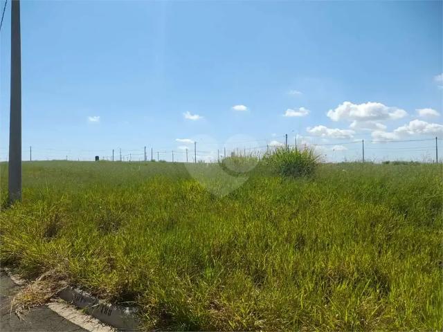 Terreno / Lote para Venda em São Carlos/SP Jardins do Porto