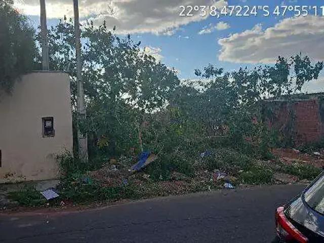 Terreno / Lote para Venda em São Carlos/SP Loteamento Social Antenor Garcia