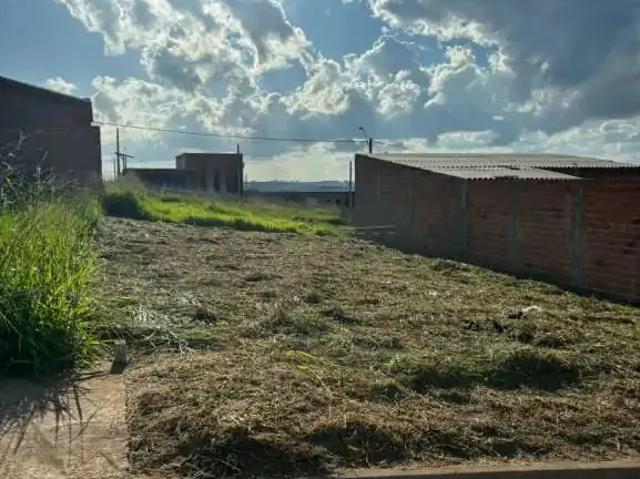 Terreno / Lote para Venda em São Carlos/SP Residencial Arcoville